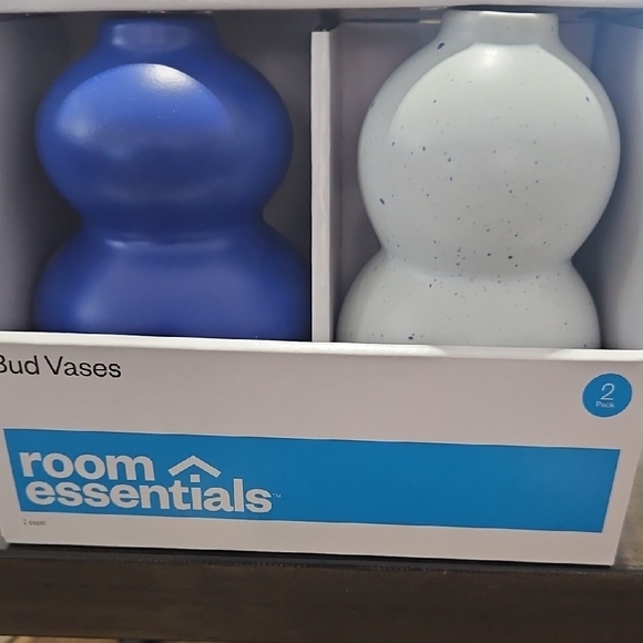 Room Essentials | Accents | Nwt Room Essentials Dualtone Blue And White ...